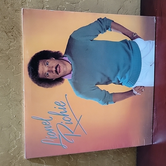 Media | Vintage Sealed Lionel Ritchie Crc Vinyl Album | Poshmark